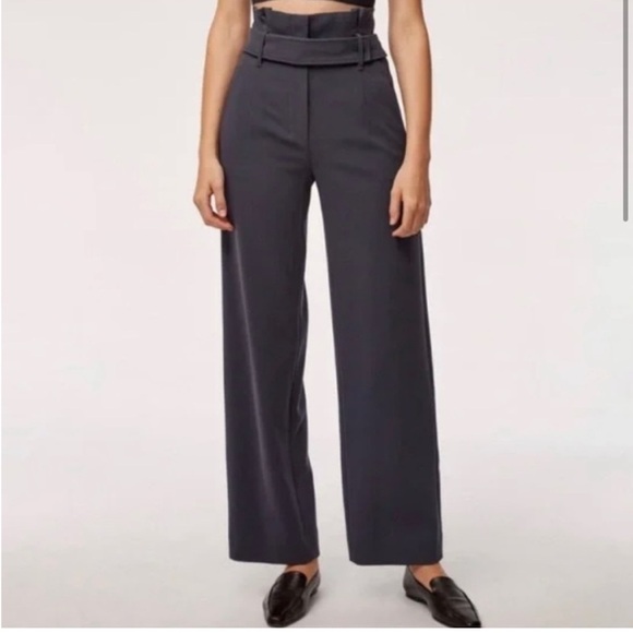 Babaton | Pants & Jumpsuits | Babaton Aritzia Jermaine Paper Bag High ...